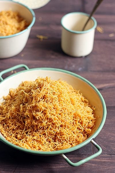 cheese sev recipe | how to make cheese sev | Diwali 2017 recipes