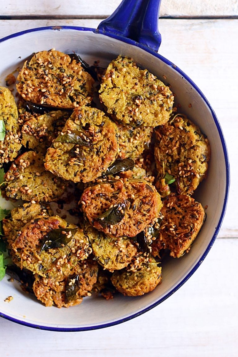 Methi muthia recipe, Gujarati steamed methi muthia recipe