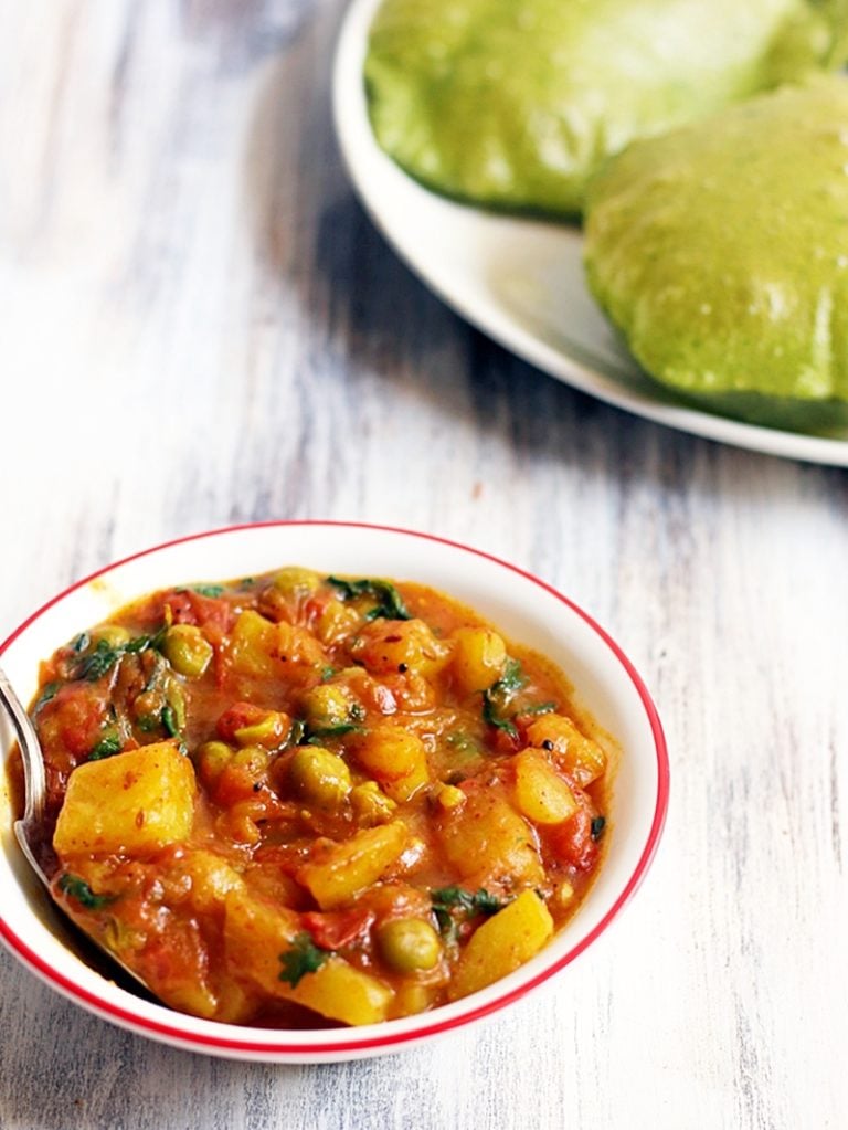 Aloo Jhol Recipe With Tomato | Cook Click N Devour!!!